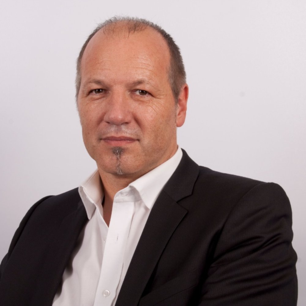 Michael Dieringer's Instagram, Twitter & Facebook on IDCrawl