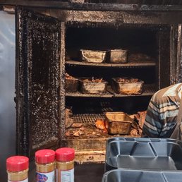 LC’S BAR-B-Q - Updated November 2024 - 515 Photos & 817 Reviews - 5800 ...
