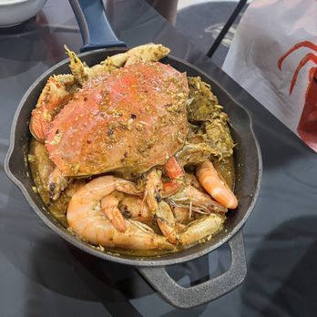 INFERNO SEAFOOD BOIL - Updated May 2024 - 130 Photos & 105 Reviews ...