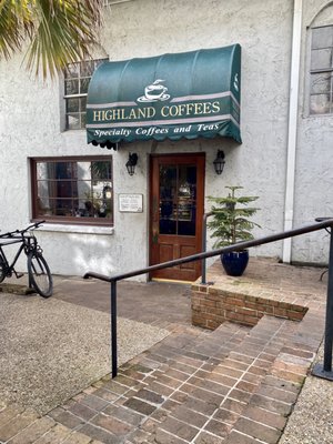 HIGHLAND COFFEES - 90 Photos & 130 Reviews - 3350 Highland Rd, Baton ...
