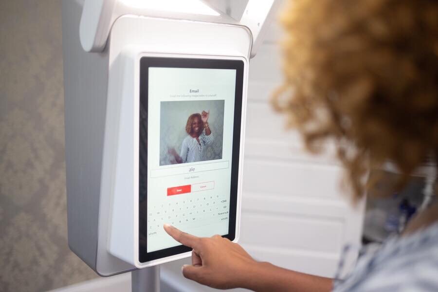 INFINITY PHOTO BOOTHS - 11 Photos - Photo Booth Rentals - Baton Rouge ...