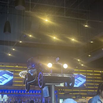 FORD’S GARAGE - NOVI - Updated May 2024 - 310 Photos & 193 Reviews ...