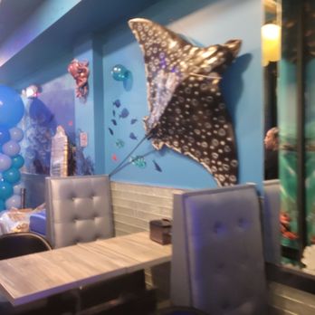 LIGHTHOUSE FISH MARKET - Updated May 2025 - 153 Photos & 82 Reviews ...