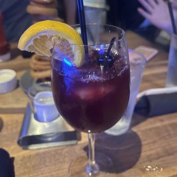 YARD HOUSE - 1363 Photos & 1100 Reviews - 90 El Rd, Fresno, California ...