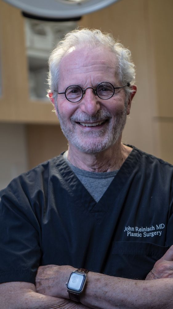 REINISCH PLASTIC SURGERY - Updated January 2026 - 23 Photos - 9033 ...