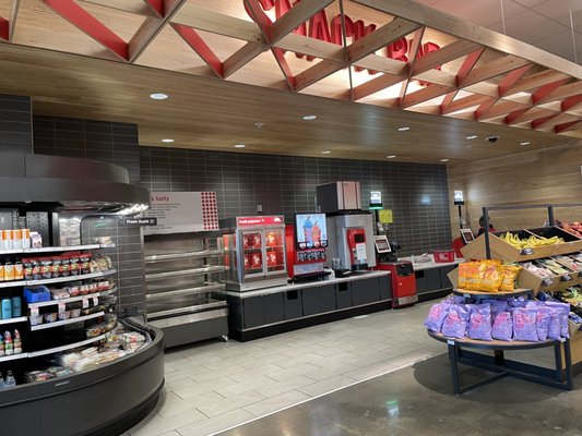 TARGET - Updated June 2025 - 339 Photos & 503 Reviews - 1555 40th St ...