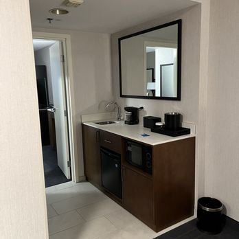 EMBASSY SUITES BY HILTON CHICAGO DOWNTOWN RIVER NORTH - Updated July ...