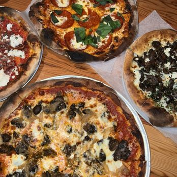 THE PARLOR - Updated June 2024 - 1856 Photos & 1957 Reviews - 1916 E ...