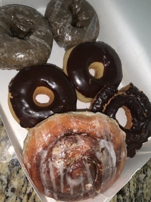 MOMO’S DONUTS - Updated June 2024 - 72 Photos & 81 Reviews - 2121 N Fm ...
