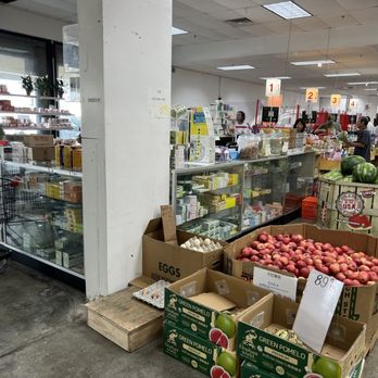 OREGON MARKET - Updated December 2025 - 73 Photos & 42 Reviews - 320 W ...