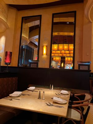 THE CHEESECAKE FACTORY - Updated August 2025 - 798 Photos & 525 Reviews ...