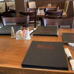 BRICK’S - Updated December 2025 - 407 Photos & 715 Reviews - 482 Main ...