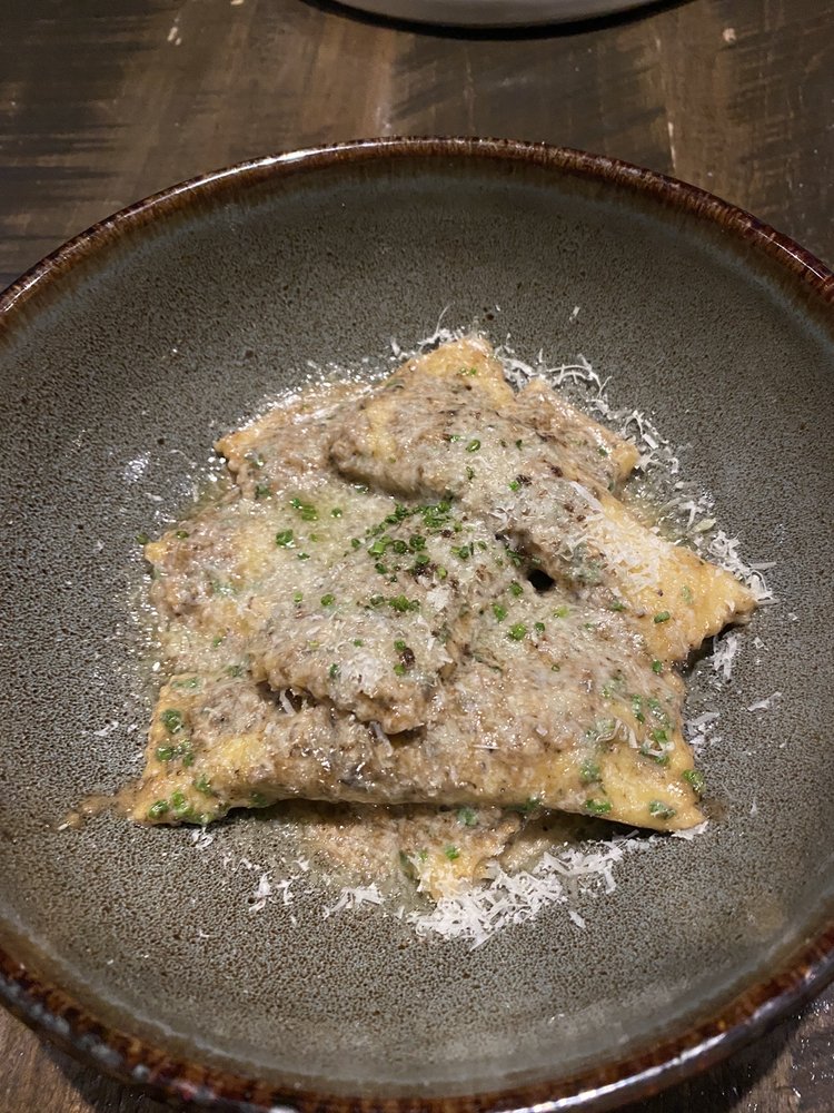 TWH SOCIAL - Updated January 2025 - 20 Photos & 33 Reviews - 1 King ...