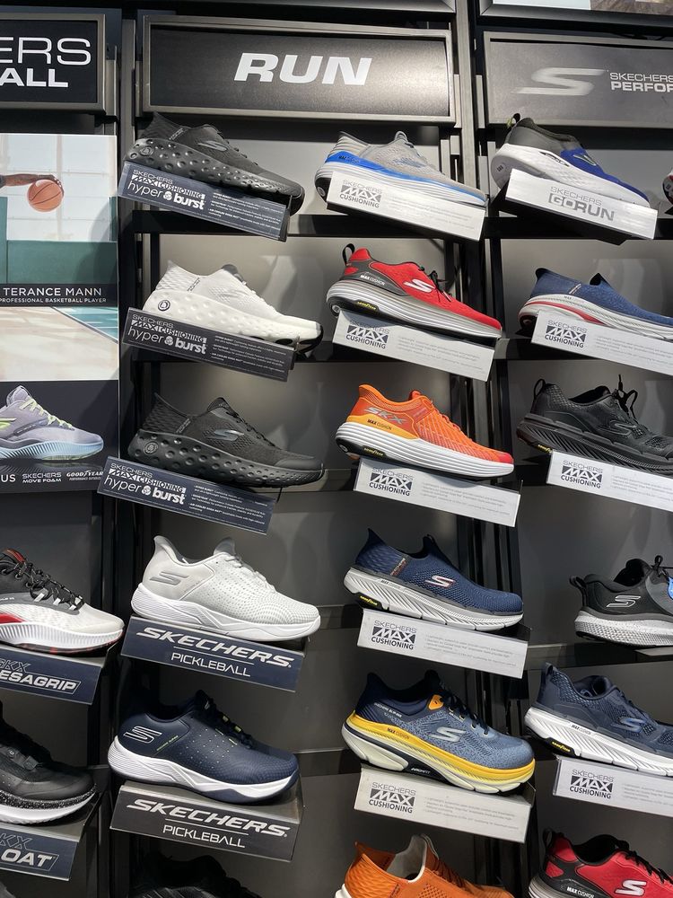 SKECHERS - Updated July 2025 - 65 Photos & 17 Reviews - 101 Powell St ...