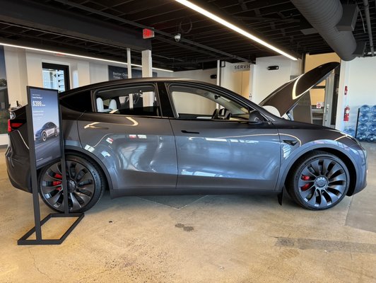 TESLA SERVICE CENTER - Updated December 2025 - 19 Photos & 27 Reviews ...