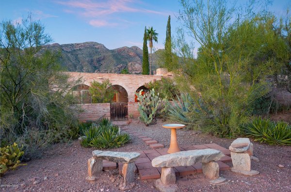 SIERRA HARDY - LONG REALTY - Updated April 2025 - Contact Agent - 12 ...