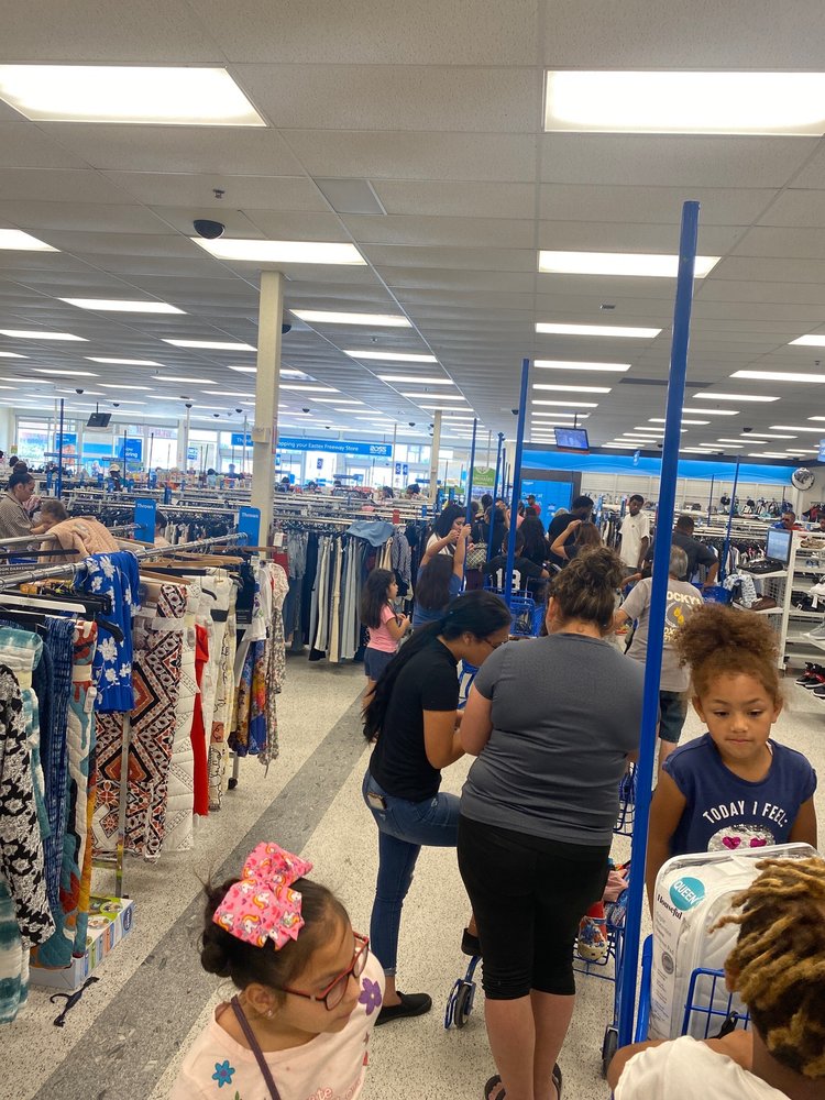 ROSS DRESS FOR LESS - Updated September 2024 - 14 Photos - 10706 Eastex ...