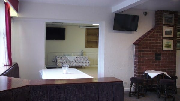 OWRFC FUNCTION ROOM / PARTY VENUE - 11 Photos - Oval park Wigston Road ...