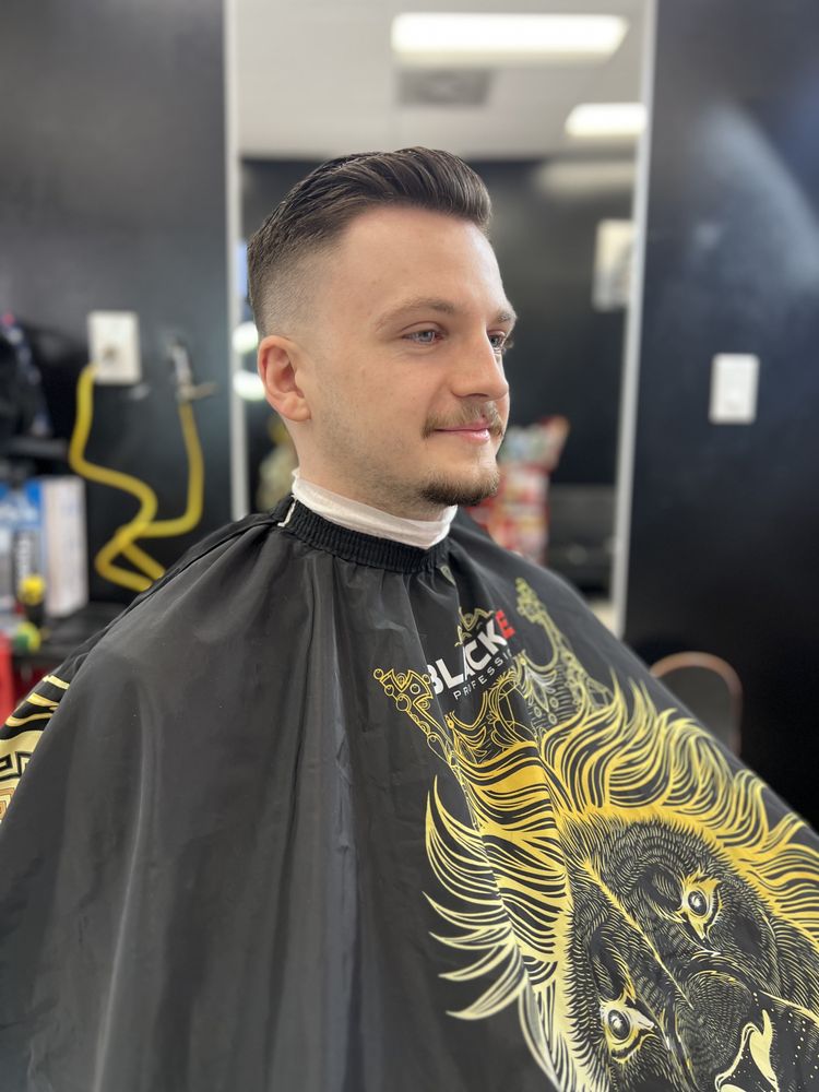 THE VIBE BARBER STUDIO - Updated March 2026 - 61 Photos & 24 Reviews ...