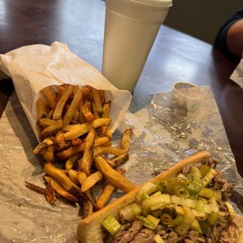 MR. BEEF - Updated June 2024 - 521 Photos & 515 Reviews - 666 N Orleans ...