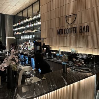 NEO COFFEE BAR KING X SPADINA - Updated November 2024 - 47 Photos & 16 ...