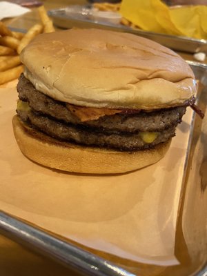 BURGER WAREHOUSE - Updated May 2024 - 42 Photos & 146 Reviews - 1839 ...