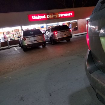 UDF - Updated August 2025 - 13 Photos - 4118 N Bend Rd, Cincinnati ...