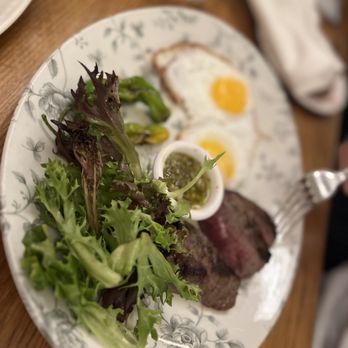 MATHEWS FOOD & DRINK - Updated May 2024 - 1068 Photos & 638 Reviews ...