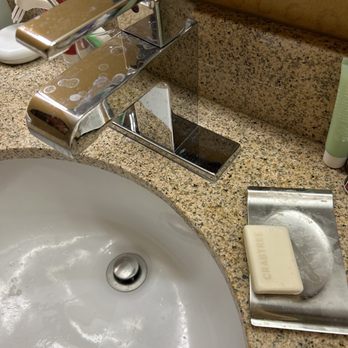 DOUBLETREE BY HILTON HOTEL JOHNSON CITY - Updated November 2025 - 110 ...