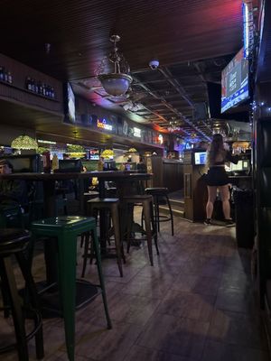 BO-JAMES - Updated October 2025 - 34 Photos & 95 Reviews - 118 E ...