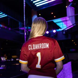 CLOAKROOM - Updated December 2025 - 88 Photos & 62 Reviews - 476 K St ...