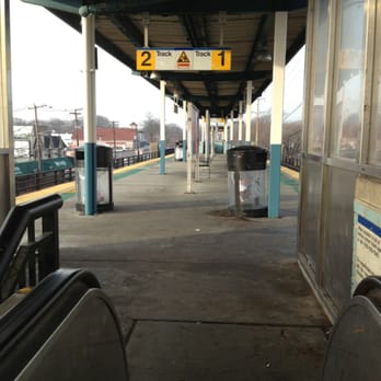WANTAGH LIRR STATION - Updated October 2025 - 10 Reviews - Sunrise Hwy ...