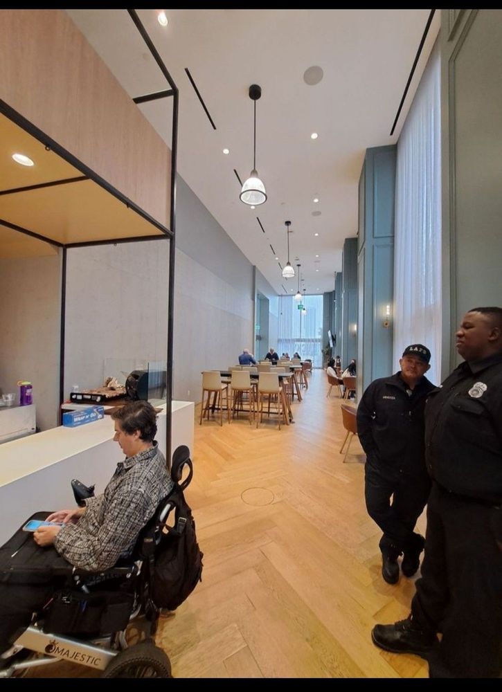 LONTRA COFFEE - Updated November 2024 - 14 Photos - 333 S Grand Ave ...