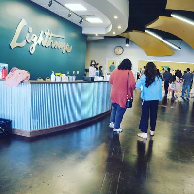 LIGHTHOUSE COMMUNITY CHURCH - Updated January 2026 - 13 Photos - 501 ...