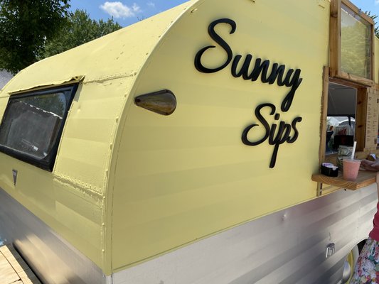 SUNNY SIPS - Updated July 2025 - 11 Photos - 4140 County Rd 15, Marengo ...