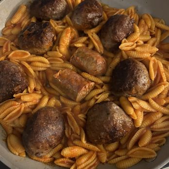 DORIS ITALIAN MARKET & BAKERY - Updated December 2024 - 210 Photos ...