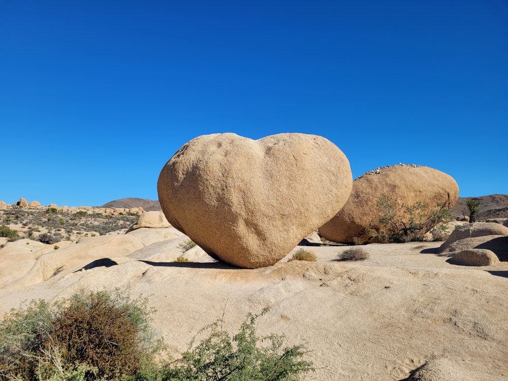 HEART ROCK - Updated February 2026 - XXQP7J, Pinto Wye, California ...