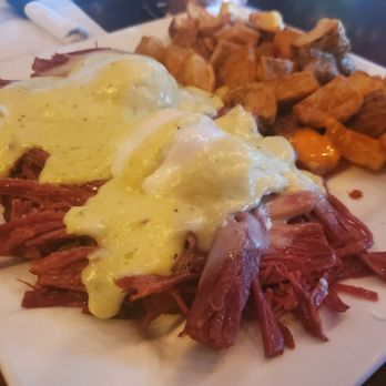 THE HALE HOUSE - 200 Photos & 224 Reviews - 10539 W Forest Home Ave ...