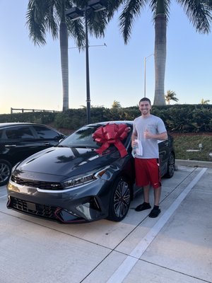 RICK CASE KIA - Updated September 2025 - 77 Photos & 203 Reviews ...