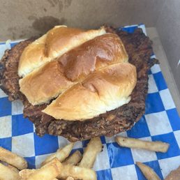 BERWYN CHICKEN - Updated July 2025 - 71 Photos & 62 Reviews - 7021 ...