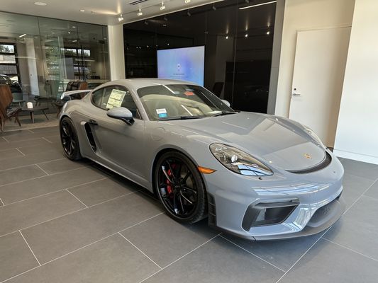 PORSCHE SEATTLE NORTH - Updated December 2025 - 19 Photos & 16 Reviews ...
