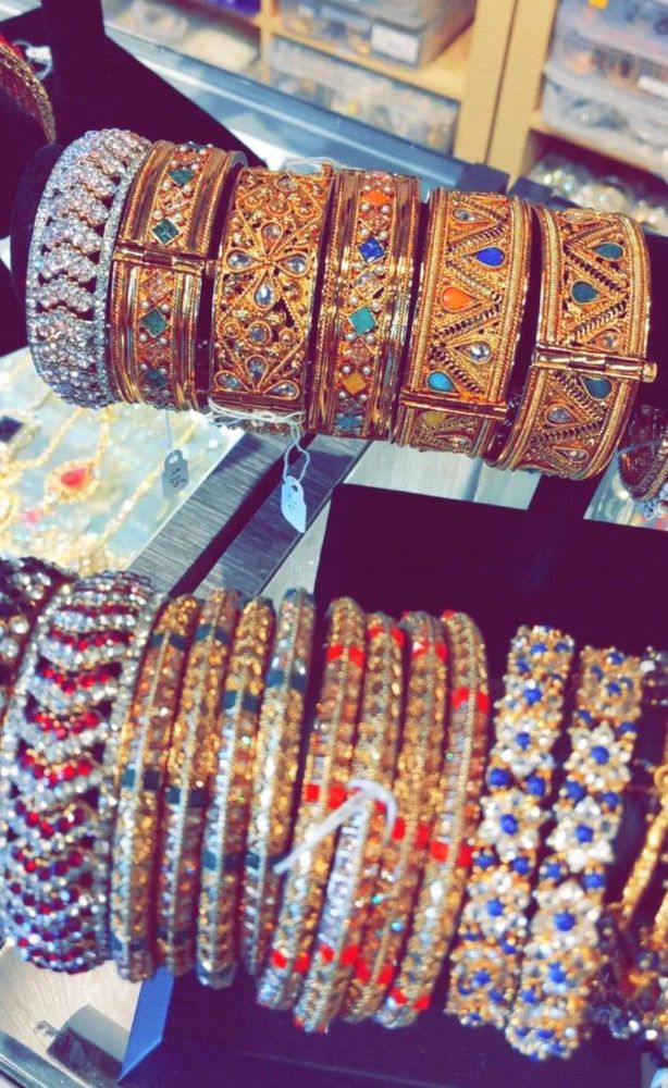 POSHAK FASHION & STYLE - Updated October 2025 - 179 Photos & 38 Reviews ...