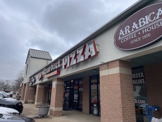 JIM’S RAZORBACK PIZZA - Updated December 2025 - 97 Photos & 111 Reviews ...