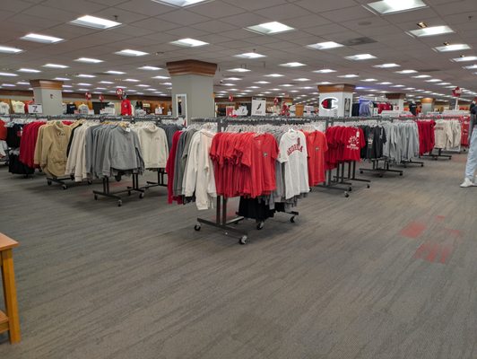 UNIVERSITY OF GEORGIA BOOKSTORE - Updated April 2026 - 13 Photos - 40 ...
