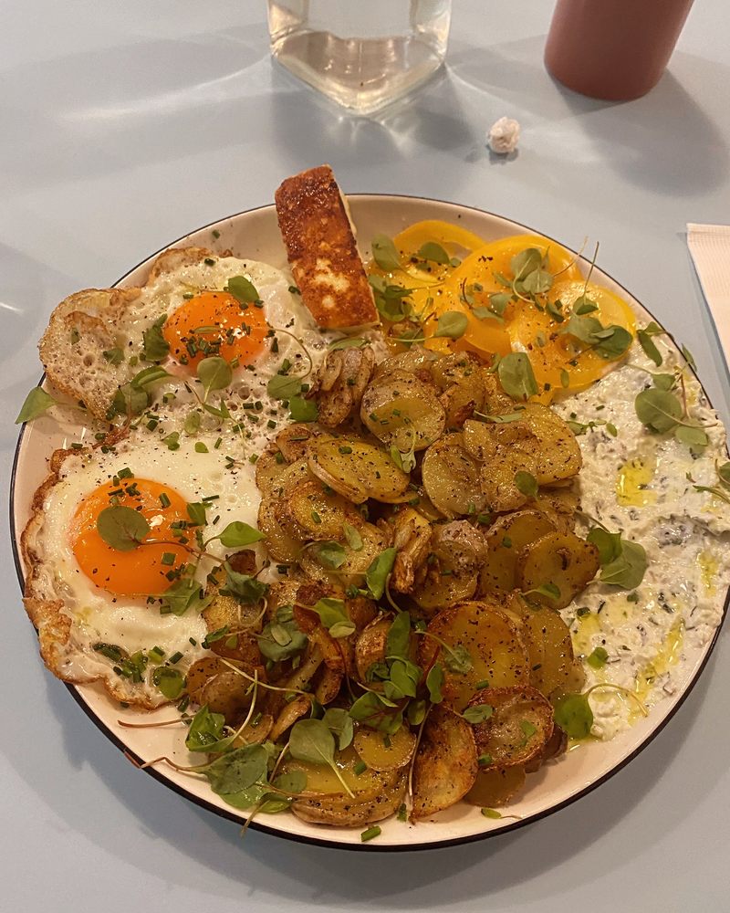 BABY BLUES LUNCHEONETTE - Updated May 2024 - 128 Photos & 68 Reviews ...