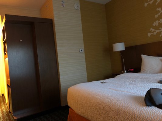 FAIRFIELD INN & SUITES SPRINGFIELD - 29 Photos & 38 Reviews - 115A Conz ...