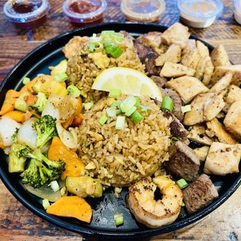 VOLCANO GRILLE - Updated August 2024 - 1050 Photos & 999 Reviews - 7150 ...