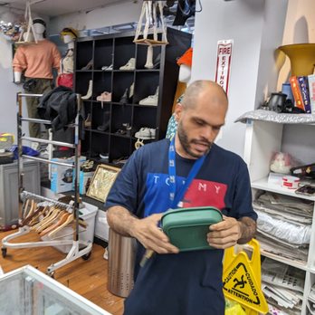 GOODWILL NYNJ STORE & DONATION CENTER - Updated December 2025 - 31 ...