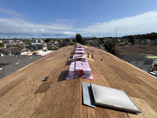 HUSKY ROOFING - Updated December 2025 - 59 Photos & 37 Reviews - 12814 ...