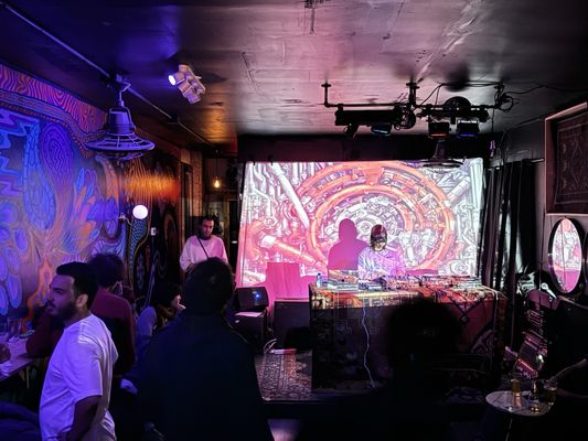 TAPESTRY - Updated December 2025 - 224 Augusta Avenue, Toronto, Ontario ...